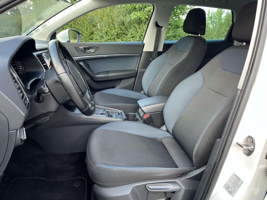 White SEAT Ateca 2020 in Taurage, with an engine capacity of 1.97 L and mileage of 296 thousand km for 10900 €, photo 14 on AUTOMOTO.COM.LV
