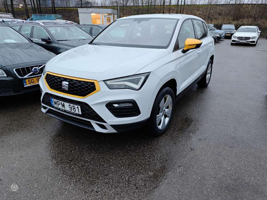 White SEAT Ateca 2021 in Kaunas, with an engine capacity of 1.97 L and mileage of 119 thousand km for 17799 €, photo 5 on AUTOMOTO.COM.LV