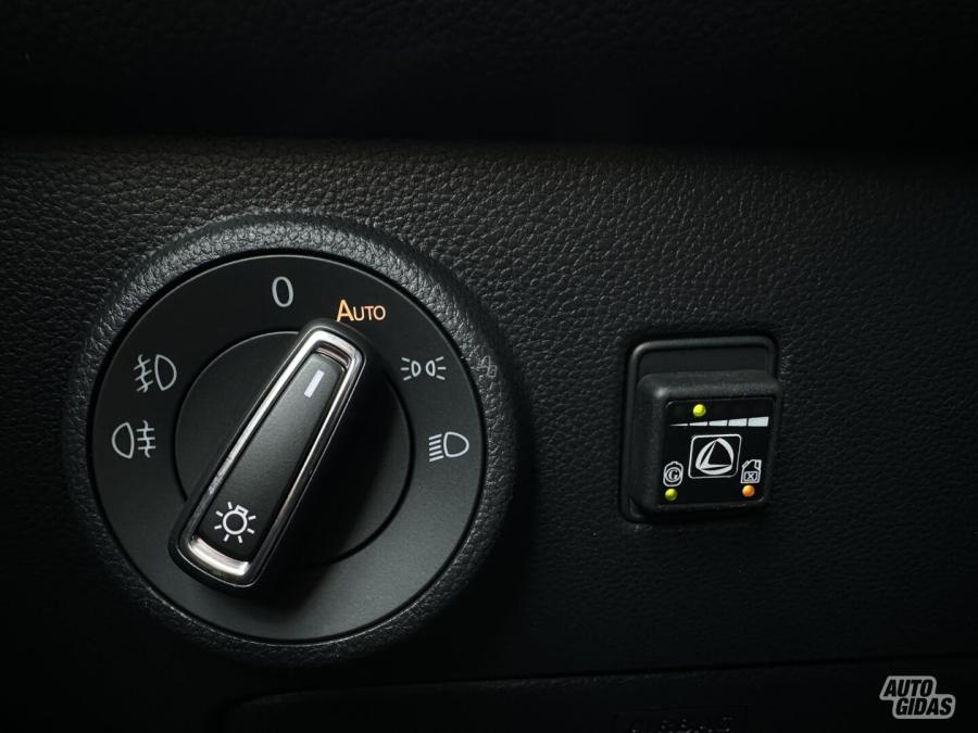 Balts SEAT Ateca 2021 Avižieniai, ar dzinēja tilpumu 1.50 L un nobraukumu 164 tūkst. km par 18250 €, foto 21 vietnē AUTOMOTO.COM.LV