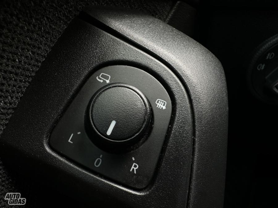 Balts SEAT Ateca 2021 Avižieniai, ar dzinēja tilpumu 1.50 L un nobraukumu 164 tūkst. km par 18250 €, foto 22 vietnē AUTOMOTO.COM.LV