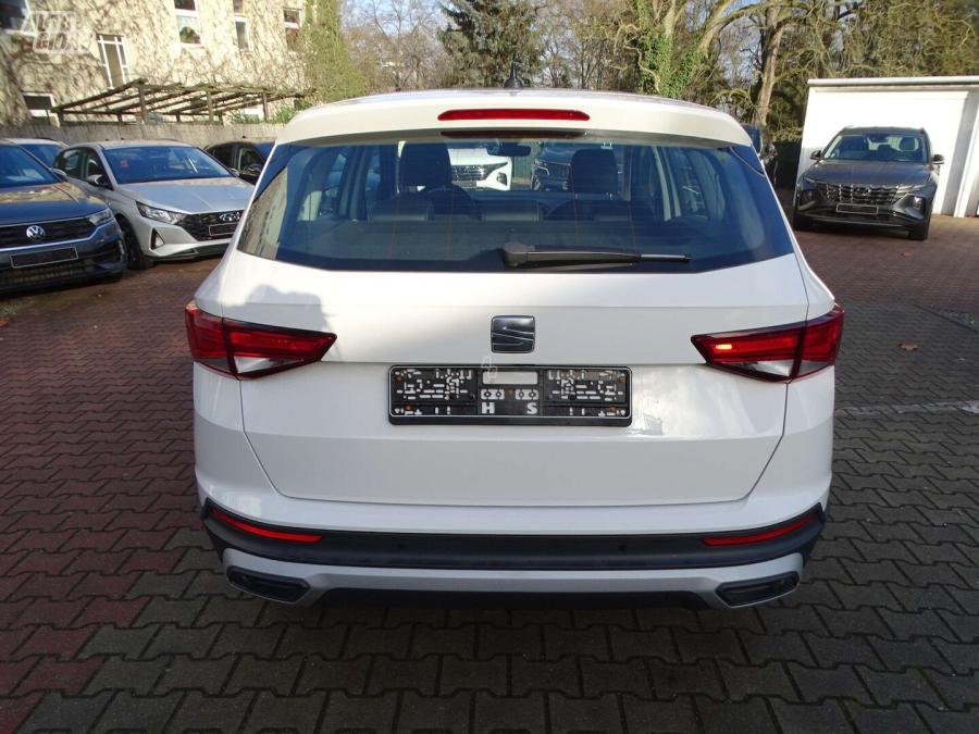 White SEAT Ateca 2022 in Kaunas, with an engine capacity of 2.00 L and mileage of 60 thousand km for 28924 €, photo 3 on AUTOMOTO.COM.LV