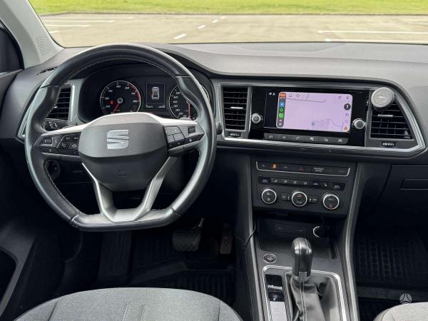 White SEAT Ateca 2022 in Siauliai, with an engine capacity of 1.50 L and mileage of 125 thousand km for 19999 €, photo 6 on AUTOMOTO.COM.LV