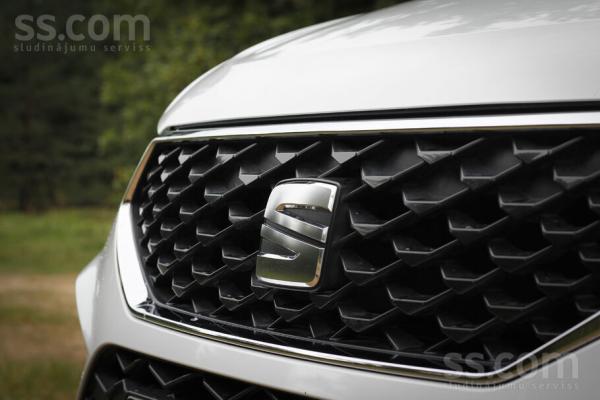 SEAT Ateca 2022 in Cesis on AUTOMOTO.COM.LV White SEAT Ateca 2022 in Cesis, with an engine capacity of 2.00 L and mileage of 77 thousand km for 21500 €, photo 6 on AUTOMOTO.COM.LV