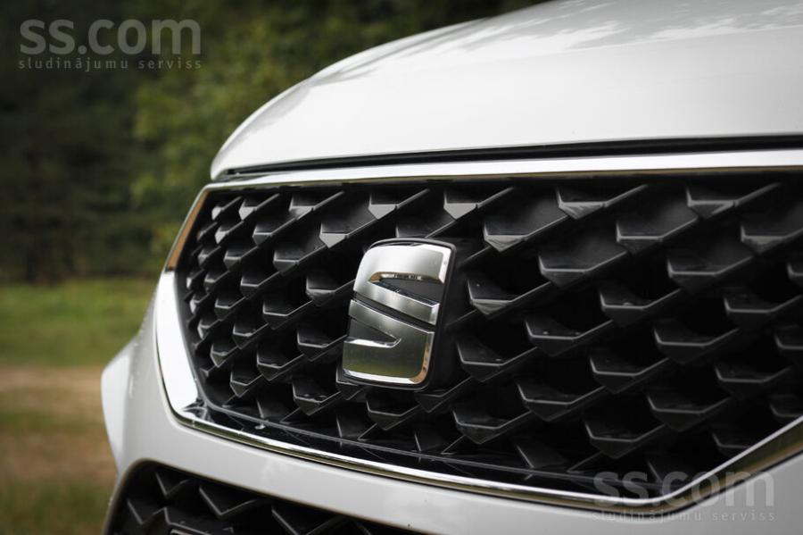 White SEAT Ateca 2022 in Cesis, with an engine capacity of 2.00 L and mileage of 77 thousand km for 21500 €, photo 6 on AUTOMOTO.COM.LV