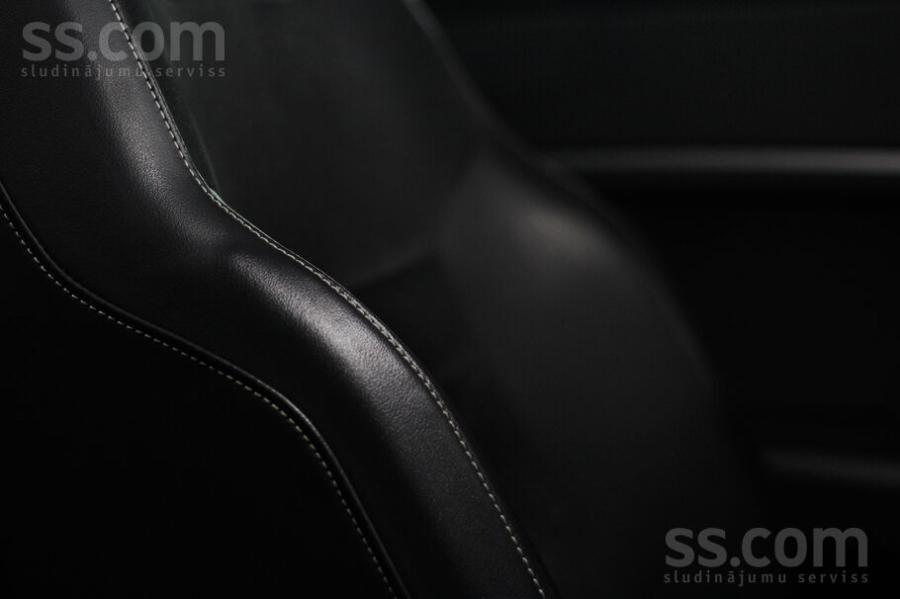 White SEAT Ateca 2022 in Cesis, with an engine capacity of 2.00 L and mileage of 77 thousand km for 21500 €, photo 8 on AUTOMOTO.COM.LV