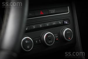 White SEAT Ateca 2022 in Cesis, with an engine capacity of 2.00 L and mileage of 77 thousand km for 21500 €, photo 12 on AUTOMOTO.COM.LV