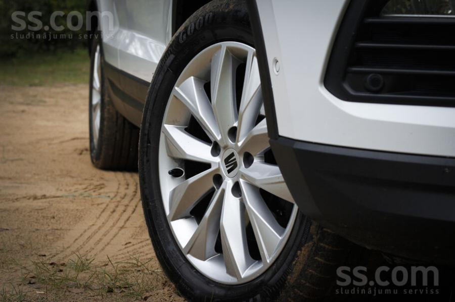 White SEAT Ateca 2022 in Cesis, with an engine capacity of 2.00 L and mileage of 77 thousand km for 21500 €, photo 17 on AUTOMOTO.COM.LV