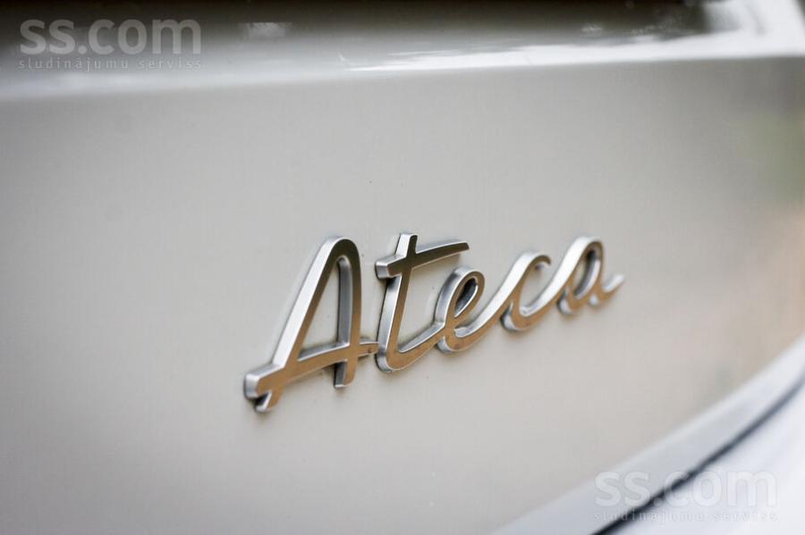 White SEAT Ateca 2022 in Cesis, with an engine capacity of 2.00 L and mileage of 77 thousand km for 21500 €, photo 18 on AUTOMOTO.COM.LV