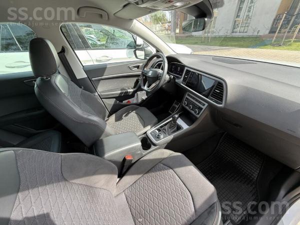 White SEAT Ateca 2023 in Riga, with an engine capacity of 1.50 L and mileage of 66 thousand km for 21980 €, photo 2 on AUTOMOTO.COM.LV