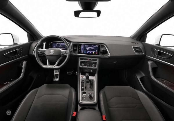 White SEAT Ateca 2023 in Kaunas, with an engine capacity of 1.97 L and mileage of 149 thousand km for 21400 €, photo 8 on AUTOMOTO.COM.LV