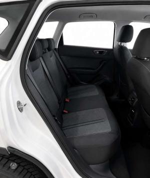 White SEAT Ateca 2023 in Kaunas, with an engine capacity of 1.97 L and mileage of 126 thousand km for 20500 €, photo 8 on AUTOMOTO.COM.LV