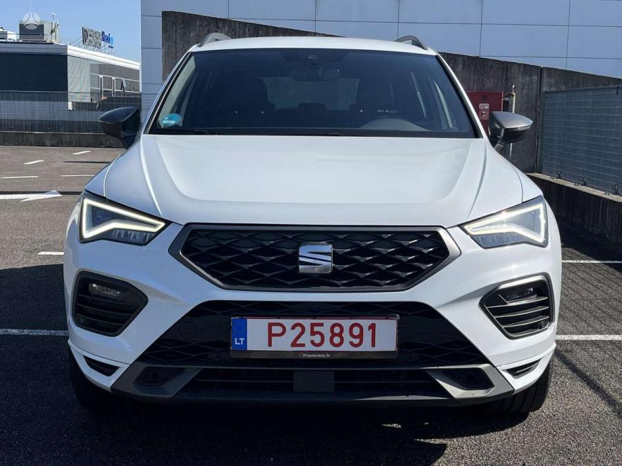 White SEAT Ateca 2023 in Vilnius, with an engine capacity of 1.97 L and mileage of 172 thousand km for 19900 €, photo 4 on AUTOMOTO.COM.LV