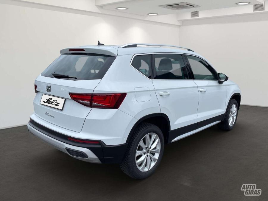 White SEAT Ateca 2024 in Kaunas, with an engine capacity of 1.50 L and mileage of 22 thousand km for 30329 €, photo 6 on AUTOMOTO.COM.LV