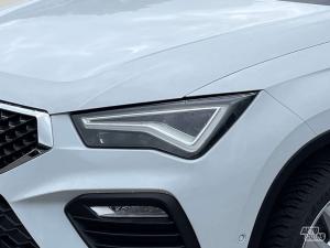 White SEAT Ateca 2024 in Kaunas, with an engine capacity of 1.50 L and mileage of 22 thousand km for 30329 €, photo 8 on AUTOMOTO.COM.LV