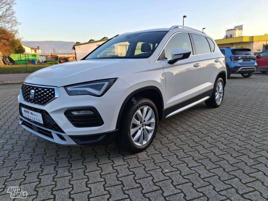 White SEAT Ateca 2024 in Kaunas, with an engine capacity of 1.50 L and mileage of 37 thousand km for 29600 €, photo 2 on AUTOMOTO.COM.LV