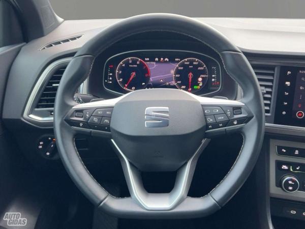 White SEAT Ateca 2025 in Kaunas, with an engine capacity of 1.50 L and mileage of 26 thousand km for 32119 €, photo 10 on AUTOMOTO.COM.LV