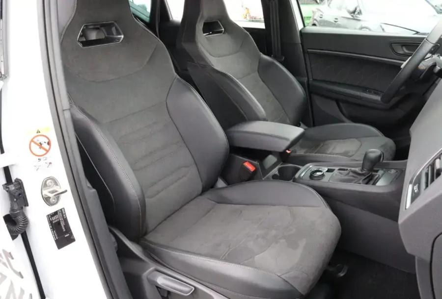 Balts SEAT Ateca 2025 Rīga, ar dzinēja tilpumu 2.00 L un nobraukumu 5 tūkst. km par 36490 €, foto 9 vietnē AUTOMOTO.COM.LV