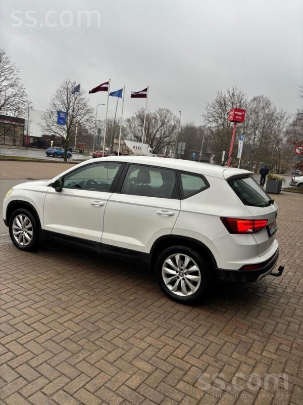 Balts SEAT Ateca 2017 Rīga, ar dzinēja tilpumu 2.00 L un nobraukumu 157 tūkst. km par 13200 €, foto 3 vietnē AUTOMOTO.COM.LV