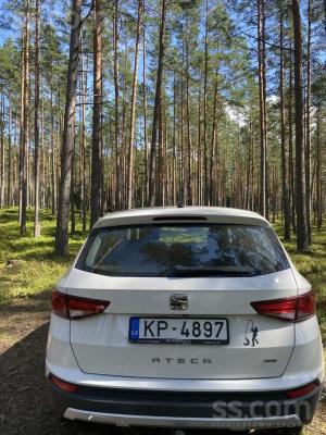 White SEAT Ateca 2017 in Riga, with an engine capacity of 2.00 L and mileage of 160 thousand km for 12600 €, photo 5 on AUTOMOTO.COM.LV