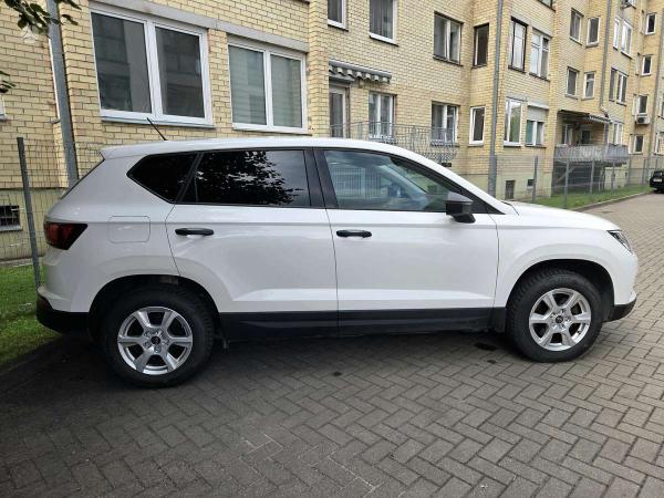 White SEAT Ateca 2017 in Kaunas, with an engine capacity of 1.60 L and mileage of 214 thousand km for 8850 €, photo 5 on AUTOMOTO.COM.LV