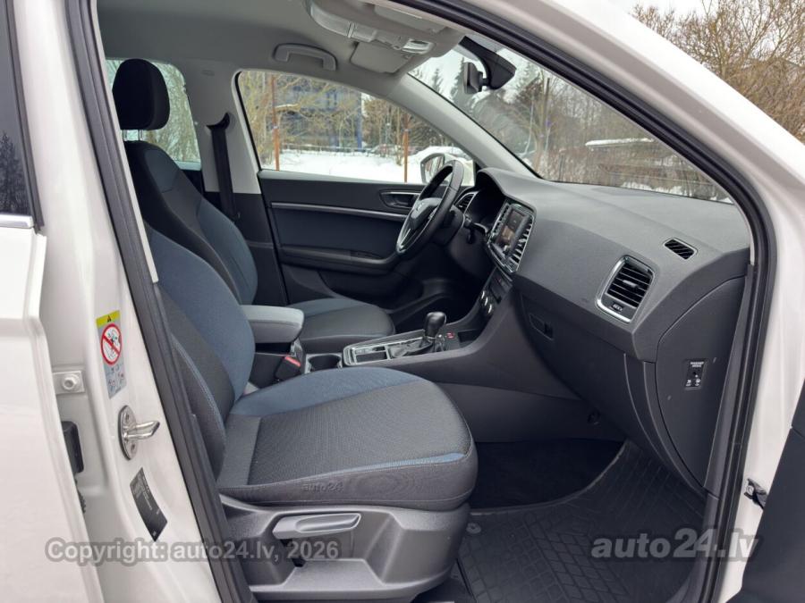 White SEAT Ateca 2019 in Tallinn, with an engine capacity of 1.60 L and mileage of 246 thousand km for 12490 €, photo 14 on AUTOMOTO.COM.LV