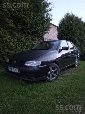 Melns SEAT Cordoba 2001 Rīga, ar dzinēja tilpumu 1.90 L un nobraukumu 340 tūkst. km par 890 €, foto 3 vietnē AUTOMOTO.COM.LV