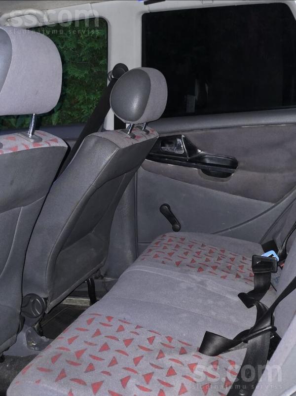 Melns SEAT Cordoba 2001 Rīga, ar dzinēja tilpumu 1.90 L un nobraukumu 340 tūkst. km par 890 €, foto 6 vietnē AUTOMOTO.COM.LV