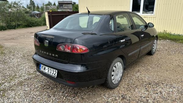 Melns SEAT Cordoba 2007 Rēzekne, ar dzinēja tilpumu 1.40 L un nobraukumu 282 tūkst. km par 1550 €, foto 4 vietnē AUTOMOTO.COM.LV