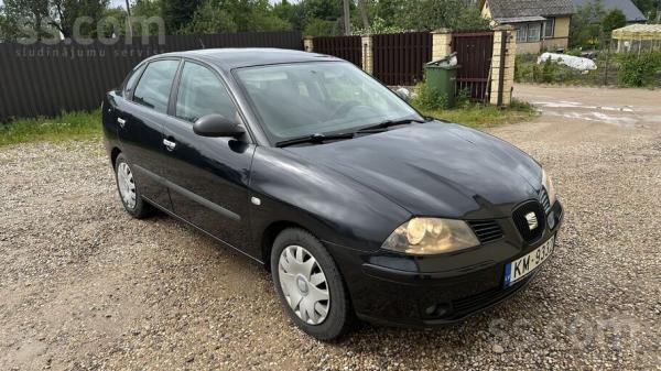 Melns SEAT Cordoba 2007 Rēzekne, ar dzinēja tilpumu 1.40 L un nobraukumu 282 tūkst. km par 1550 €, foto 6 vietnē AUTOMOTO.COM.LV