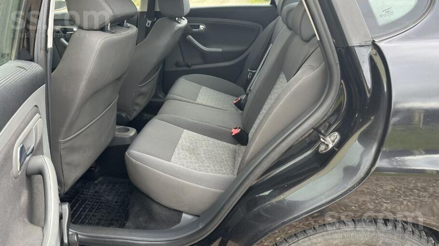 Melns SEAT Cordoba 2007 Rēzekne, ar dzinēja tilpumu 1.40 L un nobraukumu 282 tūkst. km par 1550 €, foto 14 vietnē AUTOMOTO.COM.LV
