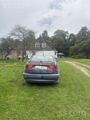 Zils SEAT Cordoba 1999 Liepāja, ar dzinēja tilpumu 1.60 L un nobraukumu 287 tūkst. km par 450 €, foto 4 vietnē AUTOMOTO.COM.LV