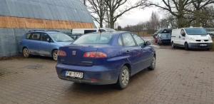 Zils SEAT Cordoba 2005 Valmiera, ar dzinēja tilpumu 1.40 L un nobraukumu 226 tūkst. km par 1000 €, foto 4 vietnē AUTOMOTO.COM.LV