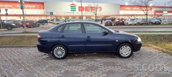Blue SEAT Cordoba 2007 in Riga, with an engine capacity of 1.40 L and mileage of 160 thousand km for 1100 €, photo 4 on AUTOMOTO.COM.LV