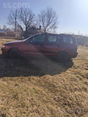 Sarkans SEAT Cordoba 2002 Daugavpils, ar dzinēja tilpumu 1.90 L un nobraukumu 296 tūkst. km par 550 €, foto 10 vietnē AUTOMOTO.COM.LV