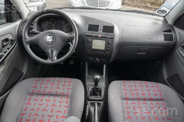 SEAT Cordoba 2000 Rīga, ar dzinēja tilpumu 1.60 L un nobraukumu 140 tūkst. km par 1690 €, foto 7 vietnē AUTOMOTO.COM.LV