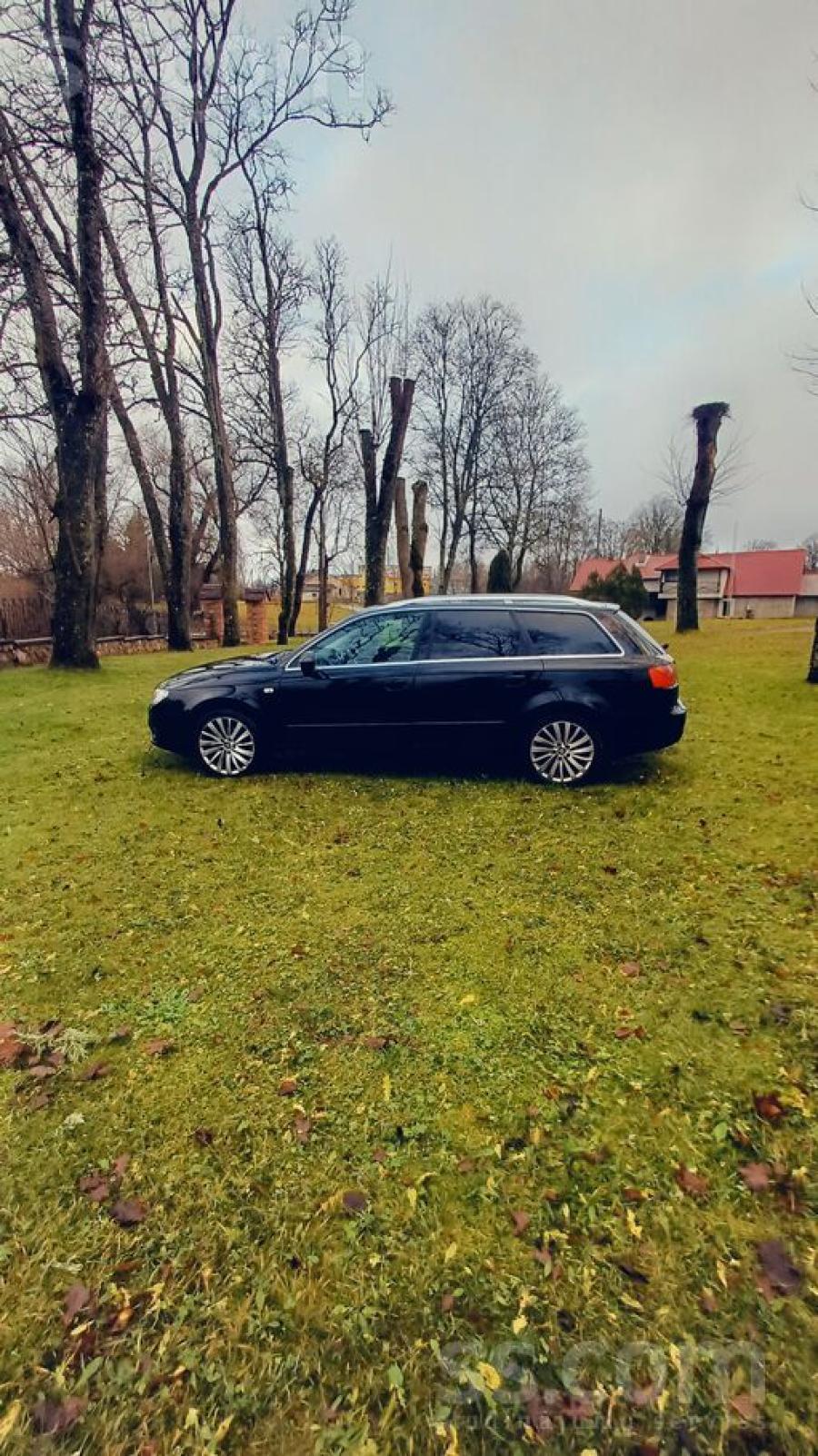 Black SEAT Exeo 2012 in Tukums, with an engine capacity of 2.00 L and mileage of 0 thousand km for 3200 €, photo 5 on AUTOMOTO.COM.LV