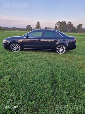 Black SEAT Exeo 2009 in Jekabpils, with an engine capacity of 2.00 L and mileage of 371 thousand km for 4990 €, photo 5 on AUTOMOTO.COM.LV