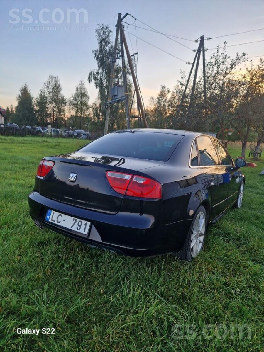 Black SEAT Exeo 2009 in Jekabpils, with an engine capacity of 2.00 L and mileage of 371 thousand km for 4990 €, photo 6 on AUTOMOTO.COM.LV