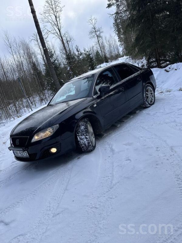 Melns SEAT Exeo 2010 Gulbene, ar dzinēja tilpumu 2.00 L un nobraukumu 349 tūkst. km par 4000 €, foto 5 vietnē AUTOMOTO.COM.LV