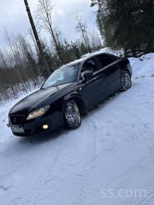 Melns SEAT Exeo 2010 Gulbene, ar dzinēja tilpumu 2.00 L un nobraukumu 349 tūkst. km par 4000 €, foto 6 vietnē AUTOMOTO.COM.LV