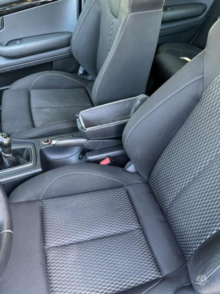 Melns SEAT Exeo 2009 Tauragė, ar dzinēja tilpumu 1.97 L un nobraukumu 216 tūkst. km par 3100 €, foto 12 vietnē AUTOMOTO.COM.LV