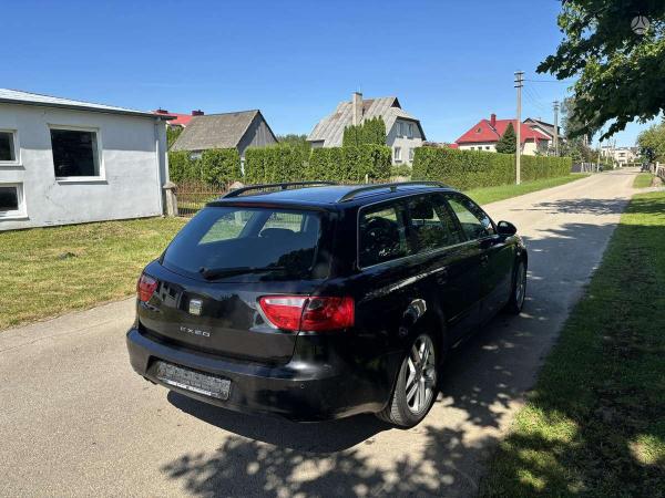 Black SEAT Exeo 2009 in Taurage, with an engine capacity of 1.97 L and mileage of 216 thousand km for 3100 €, photo 8 on AUTOMOTO.COM.LV