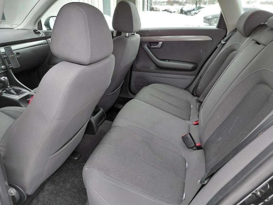 Melns SEAT Exeo 2010 Viļņa, ar dzinēja tilpumu 1.97 L un nobraukumu 361 tūkst. km par 3500 €, foto 9 vietnē AUTOMOTO.COM.LV