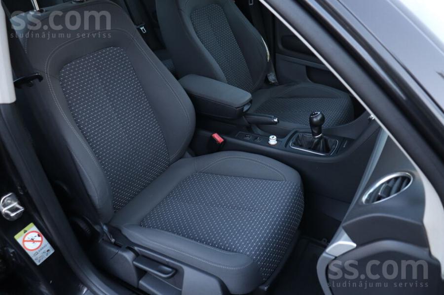 Melns SEAT Exeo 2010 Valmiera, ar dzinēja tilpumu 2.00 L un nobraukumu 0 tūkst. km par 2700 €, foto 7 vietnē AUTOMOTO.COM.LV