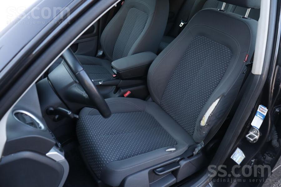 Melns SEAT Exeo 2010 Valmiera, ar dzinēja tilpumu 2.00 L un nobraukumu 0 tūkst. km par 2700 €, foto 11 vietnē AUTOMOTO.COM.LV