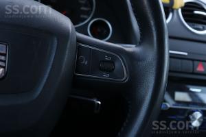 Melns SEAT Exeo 2010 Valmiera, ar dzinēja tilpumu 2.00 L un nobraukumu 0 tūkst. km par 2700 €, foto 15 vietnē AUTOMOTO.COM.LV