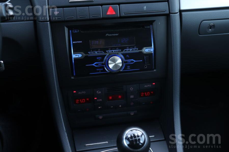 Melns SEAT Exeo 2010 Valmiera, ar dzinēja tilpumu 2.00 L un nobraukumu 0 tūkst. km par 2700 €, foto 20 vietnē AUTOMOTO.COM.LV