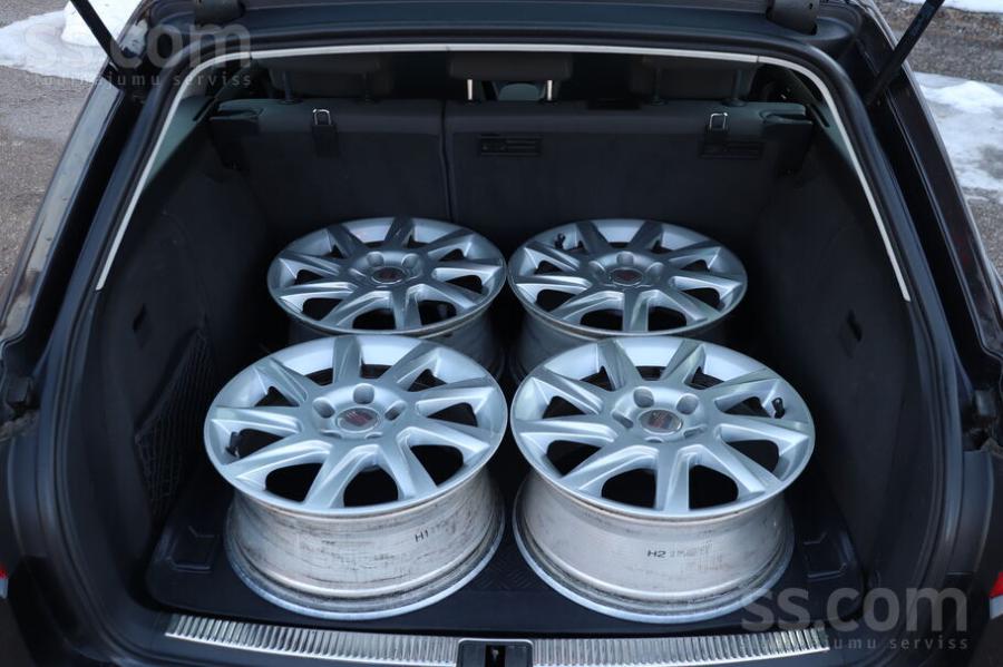 Melns SEAT Exeo 2010 Valmiera, ar dzinēja tilpumu 2.00 L un nobraukumu 0 tūkst. km par 2700 €, foto 22 vietnē AUTOMOTO.COM.LV