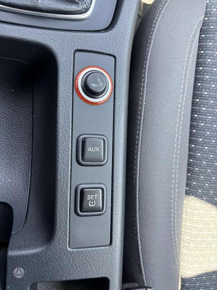 Melns SEAT Exeo 2010 Viļņa, ar dzinēja tilpumu 1.97 L un nobraukumu 213 tūkst. km par 2900 €, foto 12 vietnē AUTOMOTO.COM.LV