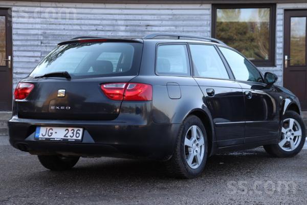 Melns SEAT Exeo 2010 Valmiera, ar dzinēja tilpumu 2.00 L un nobraukumu 406 tūkst. km par 2500 €, foto 3 vietnē AUTOMOTO.COM.LV